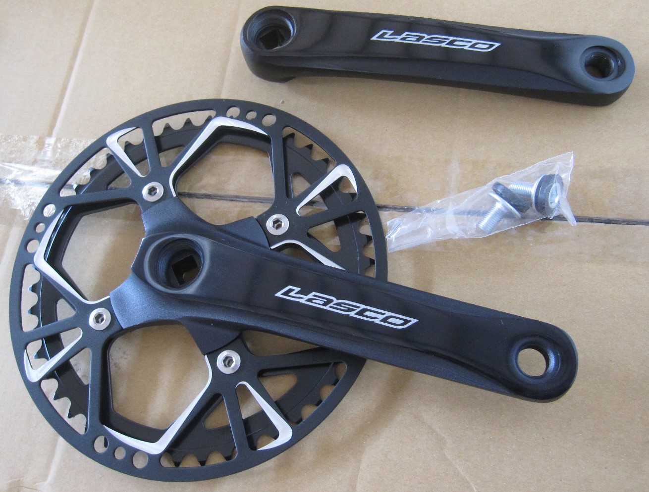 Lasco FM35 crankset 46T 170mm for 110 mm bottom bracket +8mm black with ...